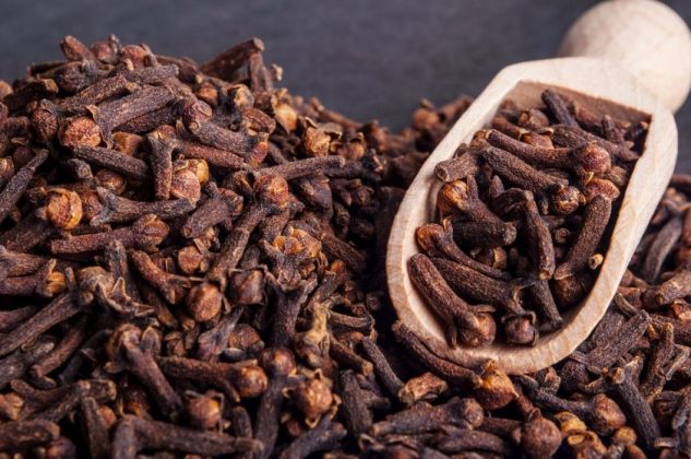Karanfil, Karanfilin Faydaları - Karanfil Yağı Faydaları